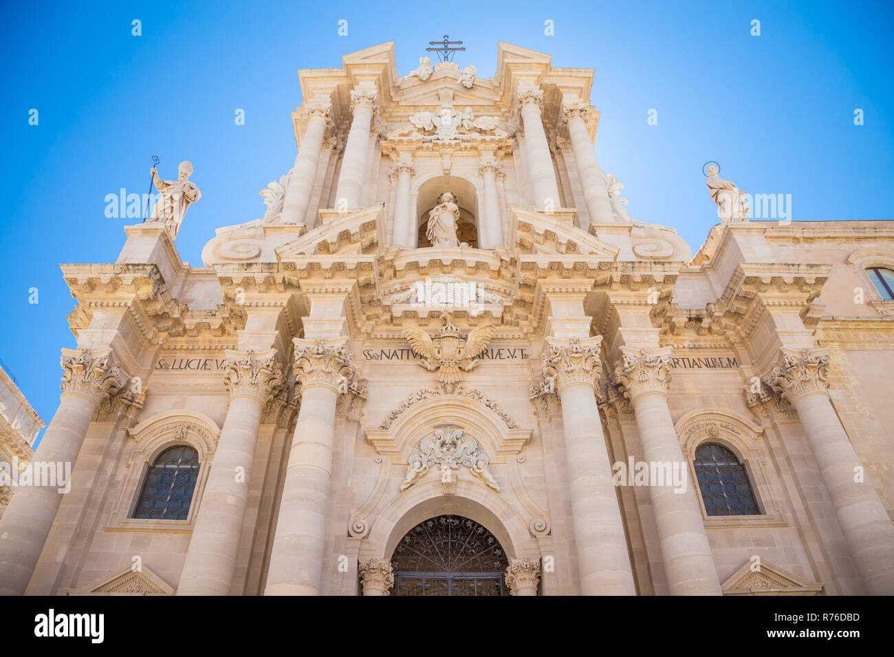 Duomo di Siracusa (Syracuse Cathedral Stock Photo - Alamy