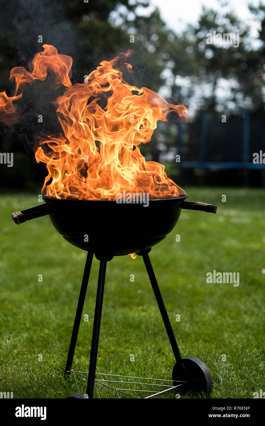 Hot smoking barbecue ribs hi-res stock photography and images - Alamy