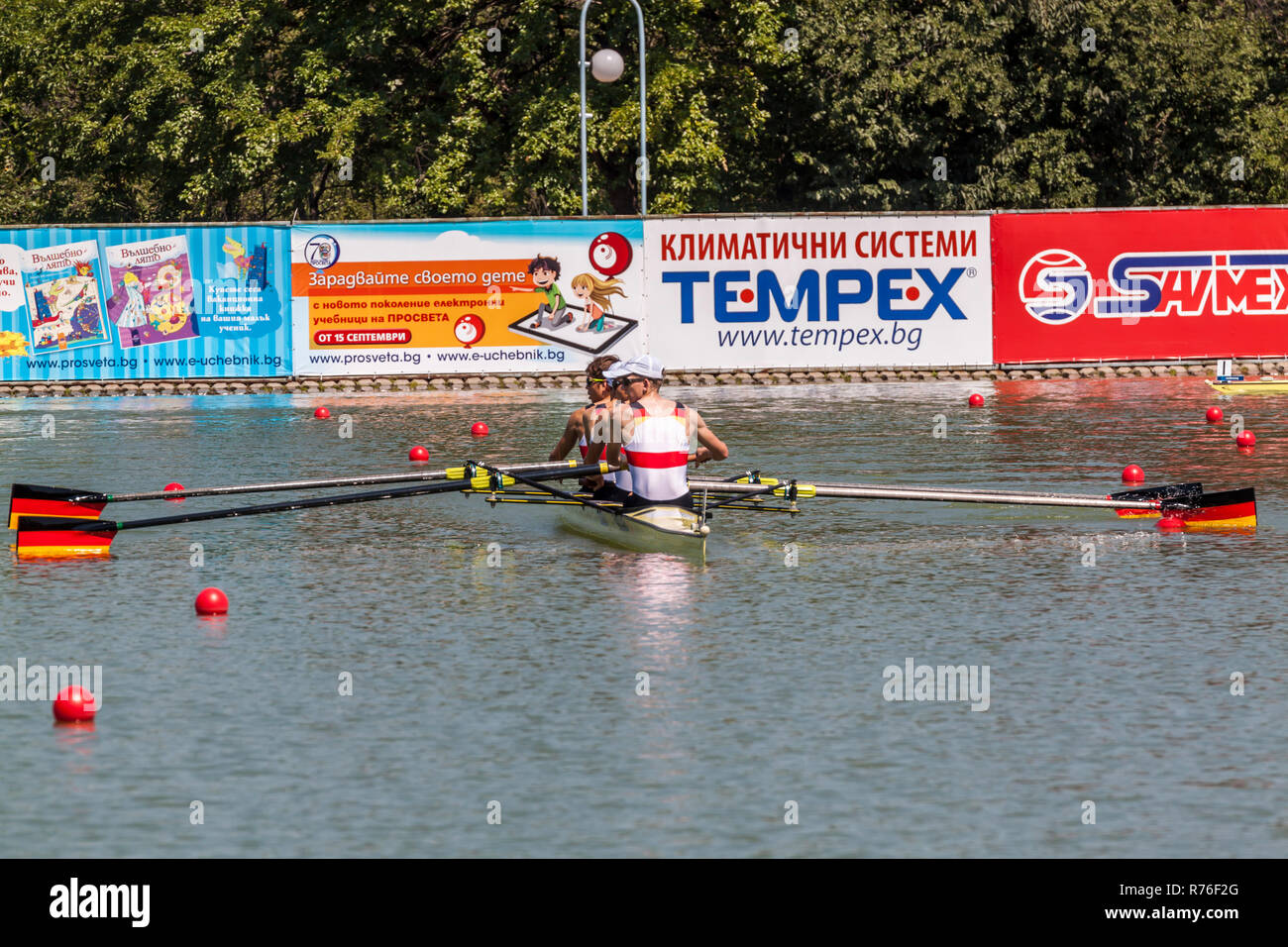 Compeating hi-res stock photography and images - Alamy