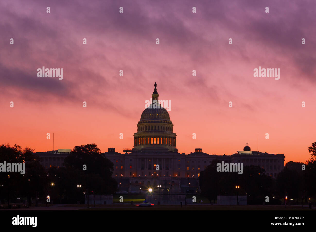 U s capitol building red sky hi-res stock photography and images - Alamy