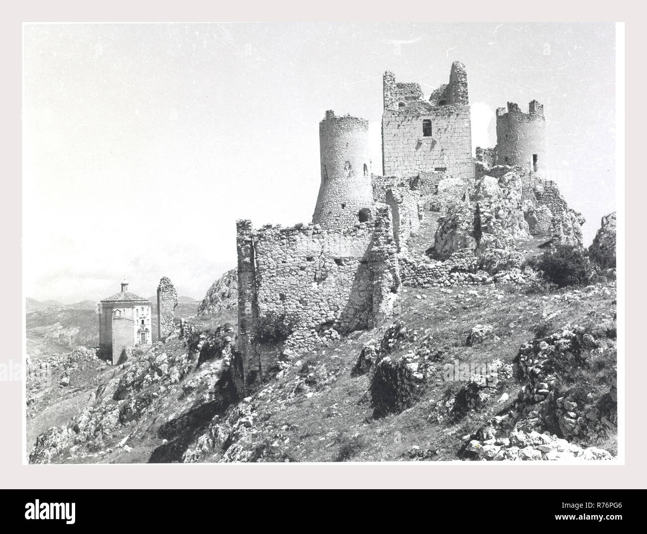 Abruzzo L'Aquila Castelvecchio Calvisio Castle, this is my Italy, the ...