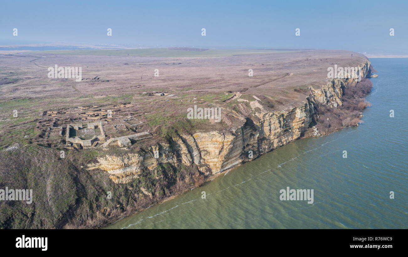 Ruins argamum fortress dobrogea hi-res stock photography and images - Alamy
