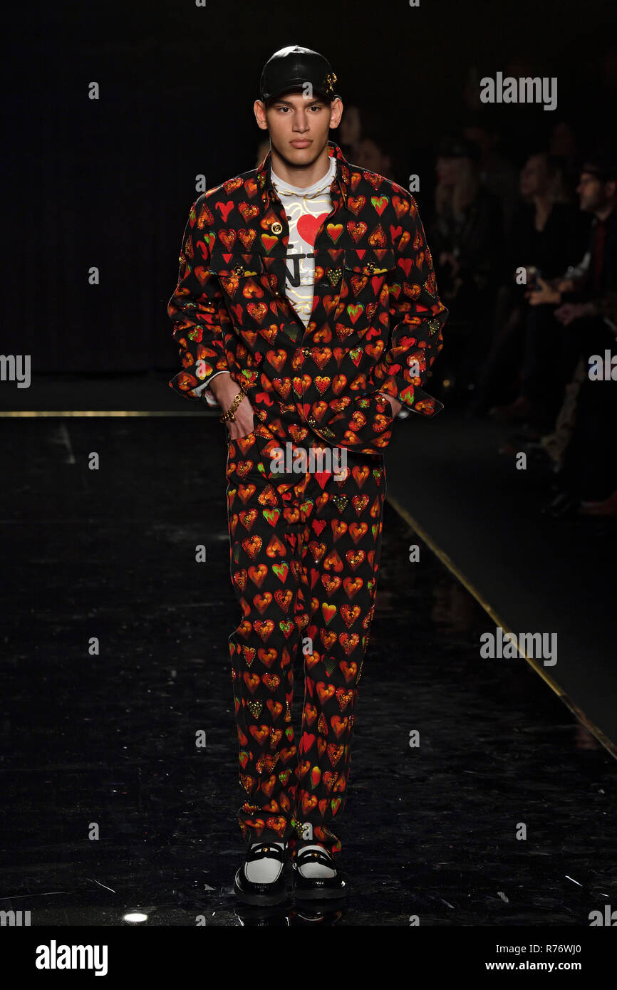 NEW YORK, NY - DECEMBER 02: Model Alexis Chaparro walks the runway at ...
