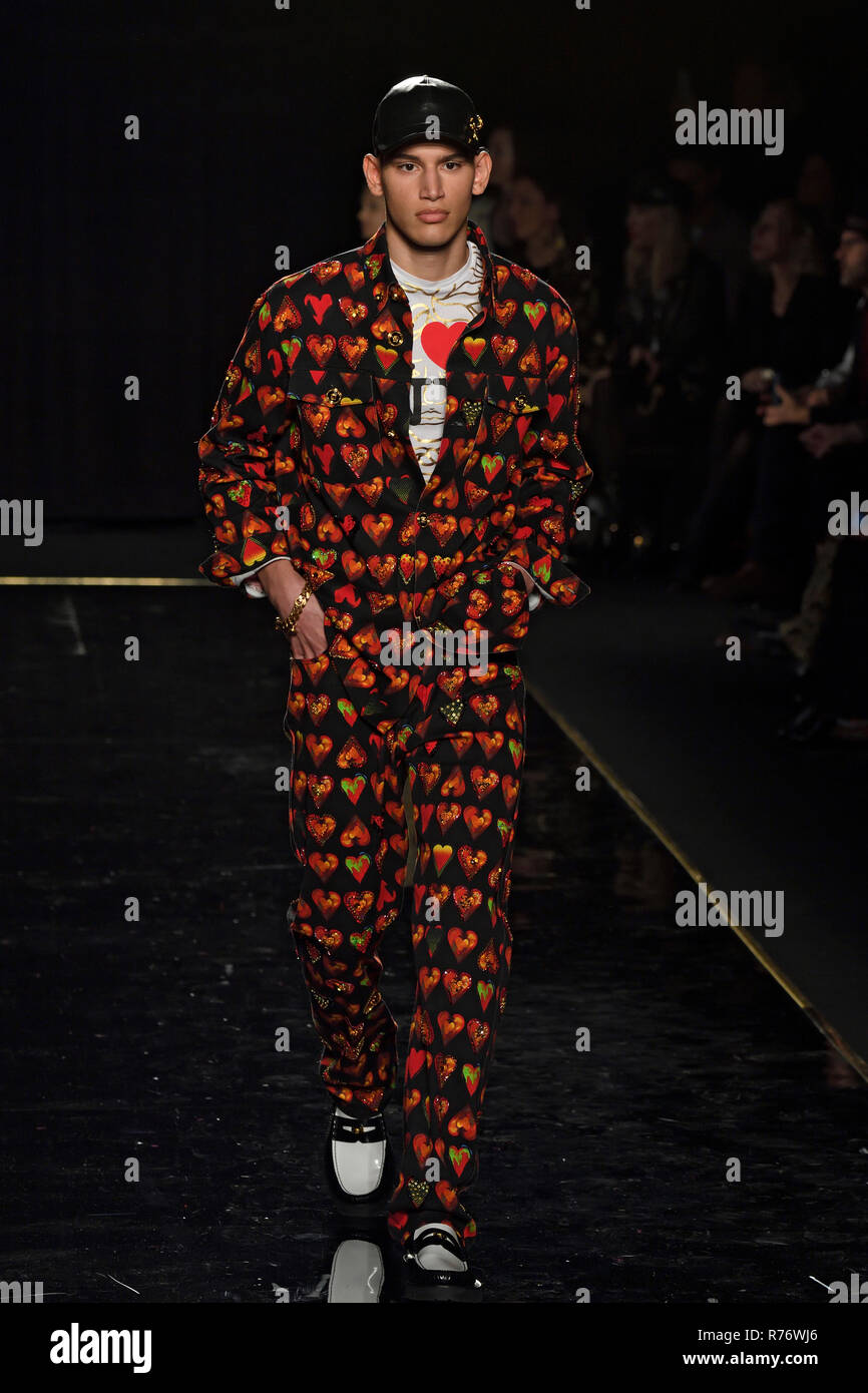 NEW YORK, NY - DECEMBER 02: Model Alexis Chaparro walks the runway at ...
