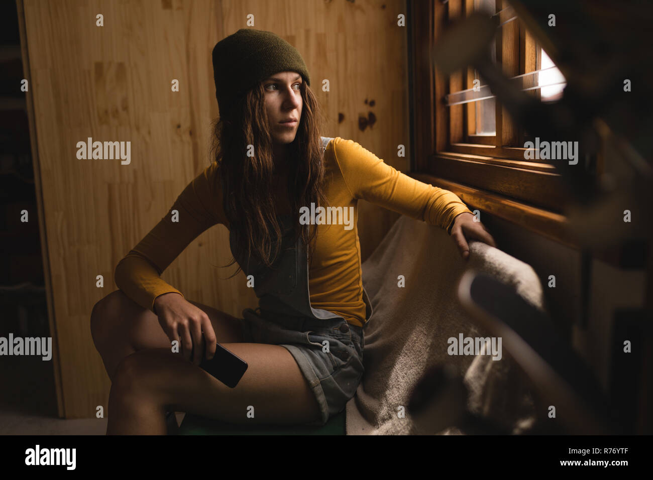 Workshop window hi-res stock photography and images - Alamy