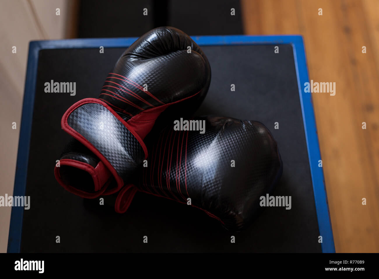 Fitness gloves hi-res stock photography and images - Alamy