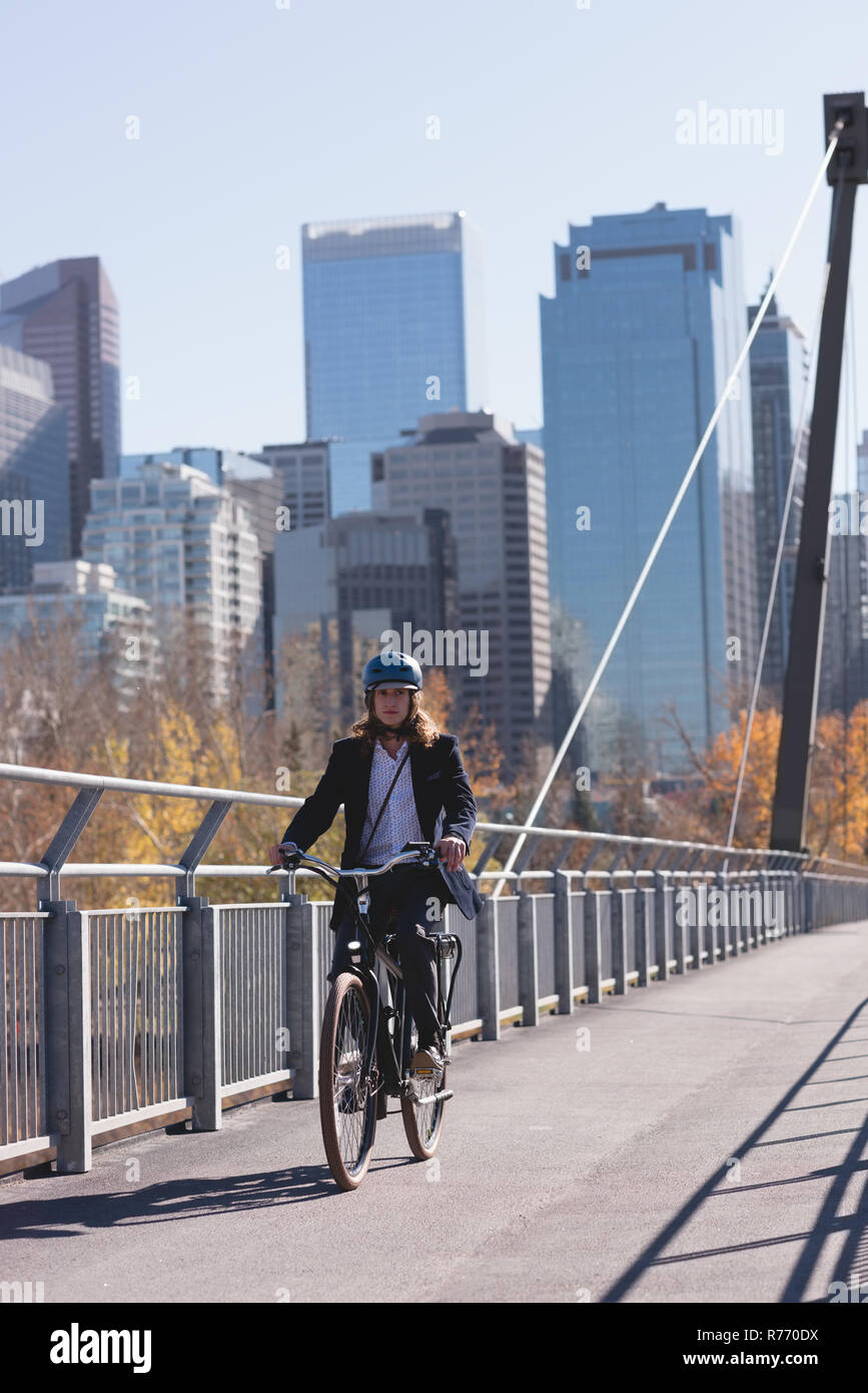Man with cycle hi-res stock photography and images - Alamy
