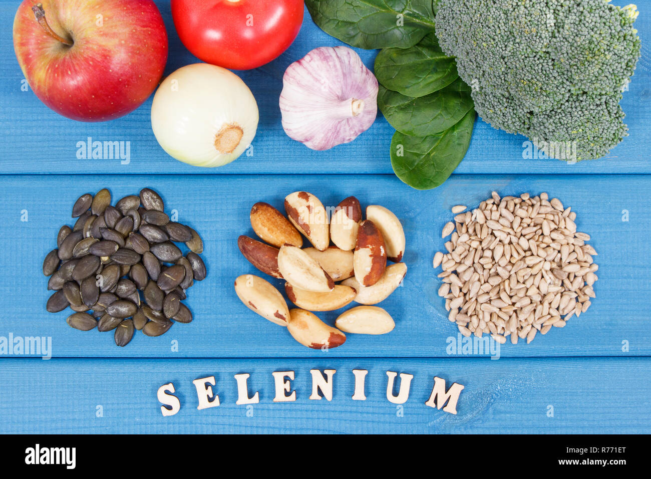 Natural ingredients or products as source selenium, vitamins, minerals ...