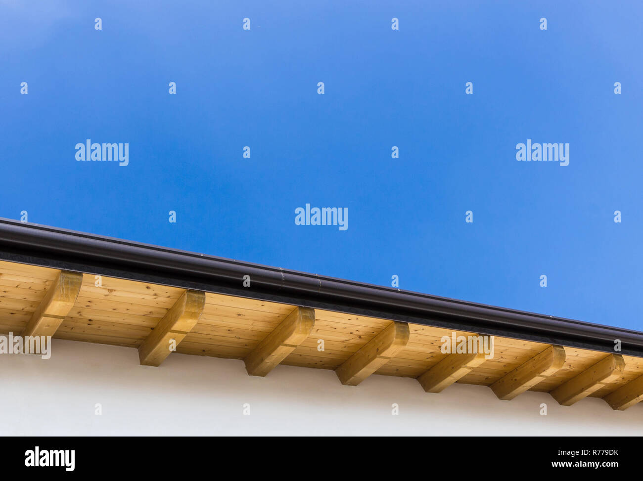 New roof with gutter Stock Photo - Alamy