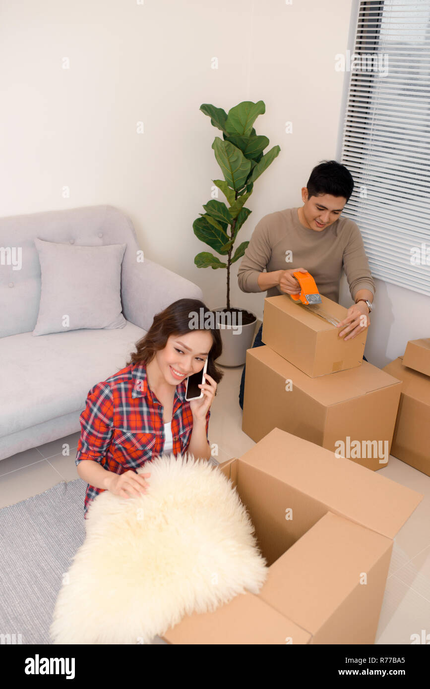 Carton boxes hi-res stock photography and images - Alamy