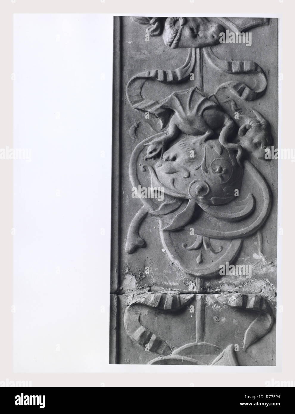 Roman spolia 13 14th century hi-res stock photography and images - Alamy