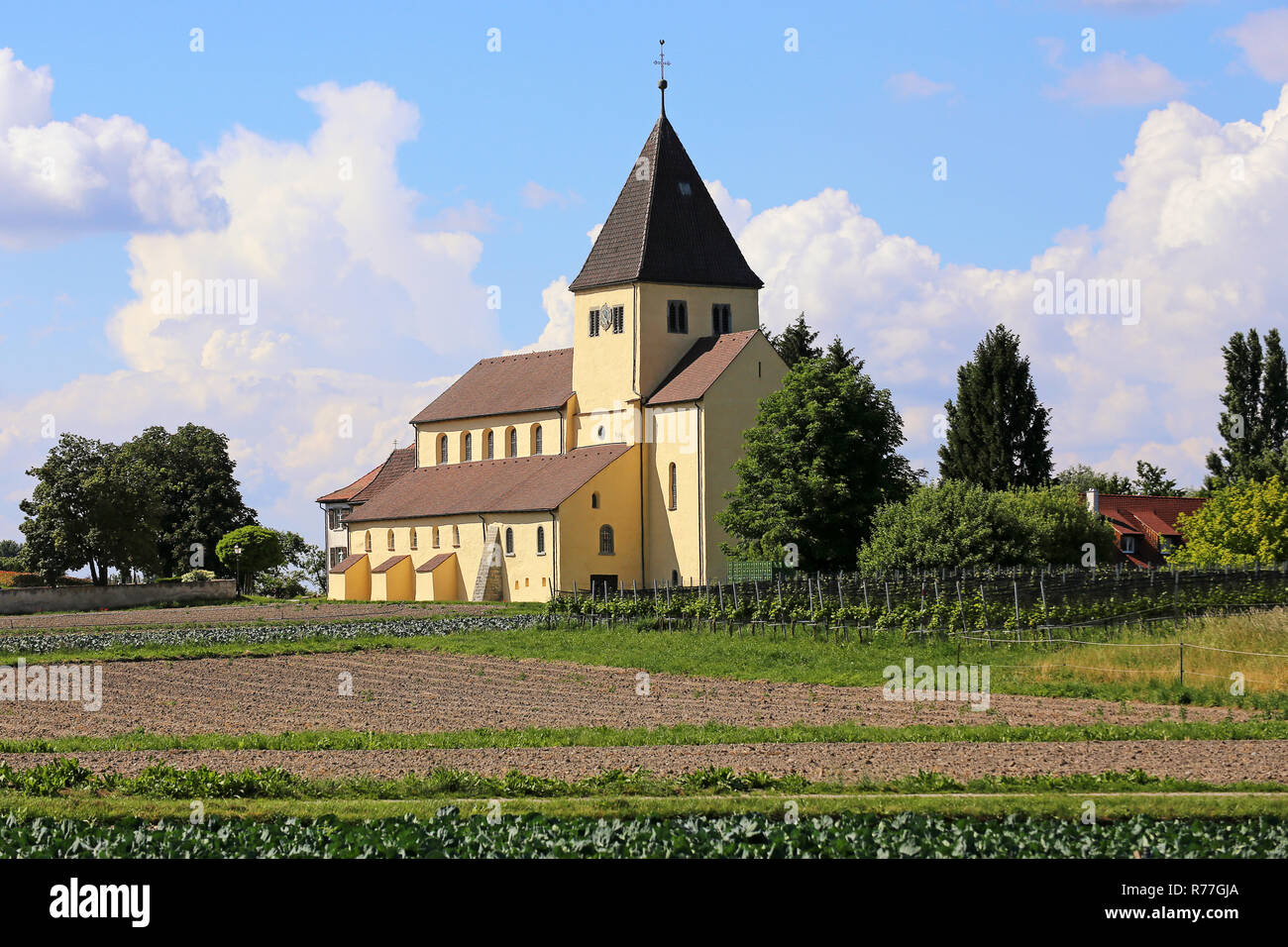 Karolingisch hi-res stock photography and images - Alamy