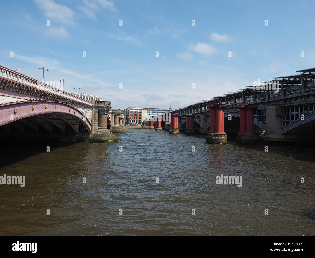 Blackfriars railroad bridge hi-res stock photography and images - Alamy