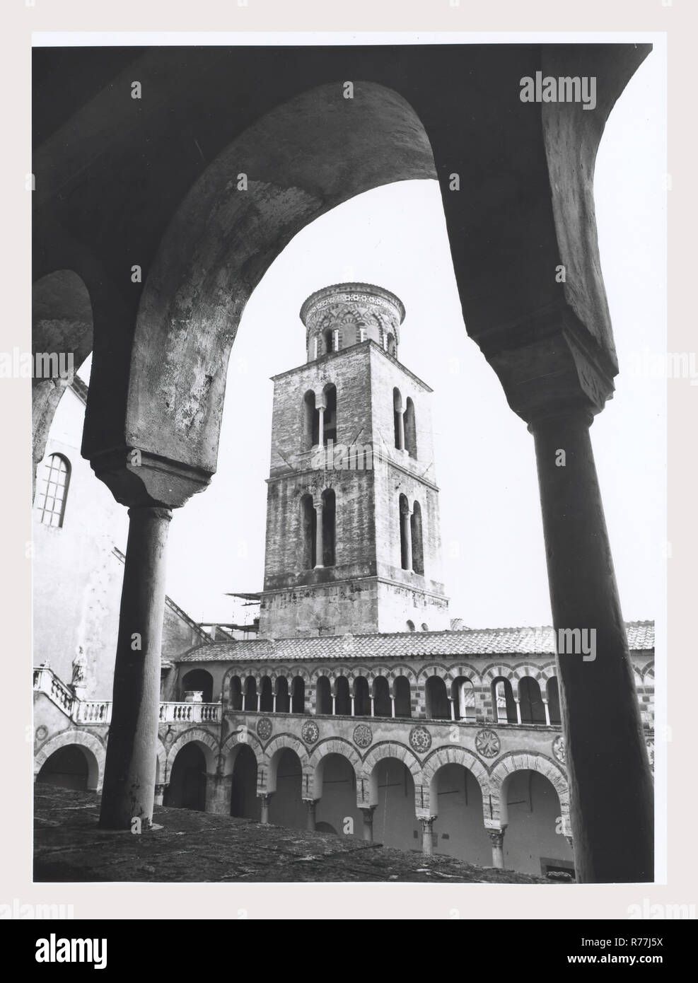 Campania, Salerno, Salerno-S. Matteo, Cathedral Stock Photo - Alamy