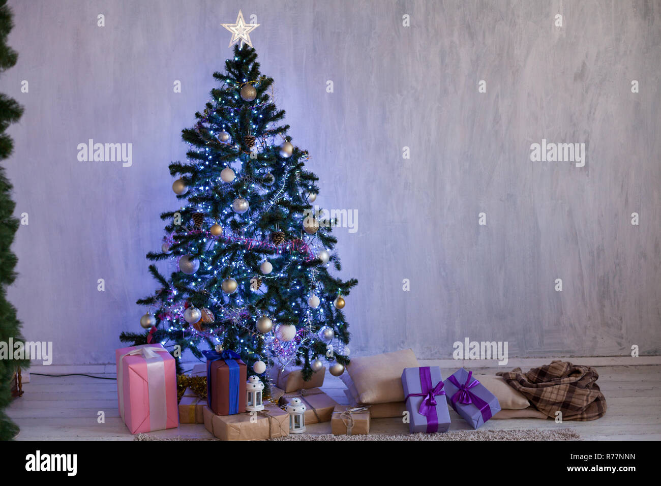 Christmas tree Garland lights new year holiday gifts white home decor ...