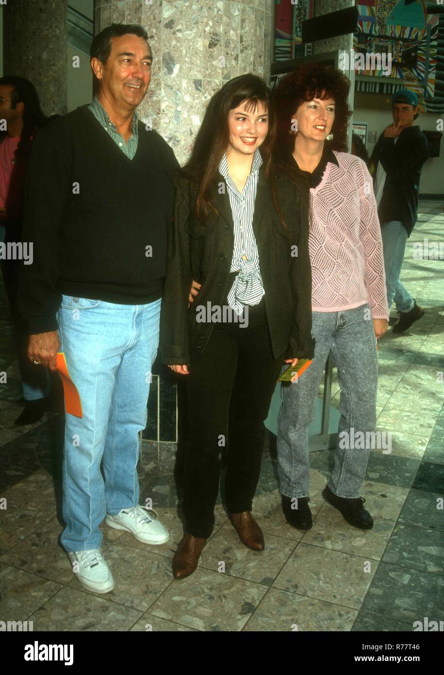 UNIVERSAL CITY, CA - MARCH 28: Allen Watson, actress Angela Watson and ...