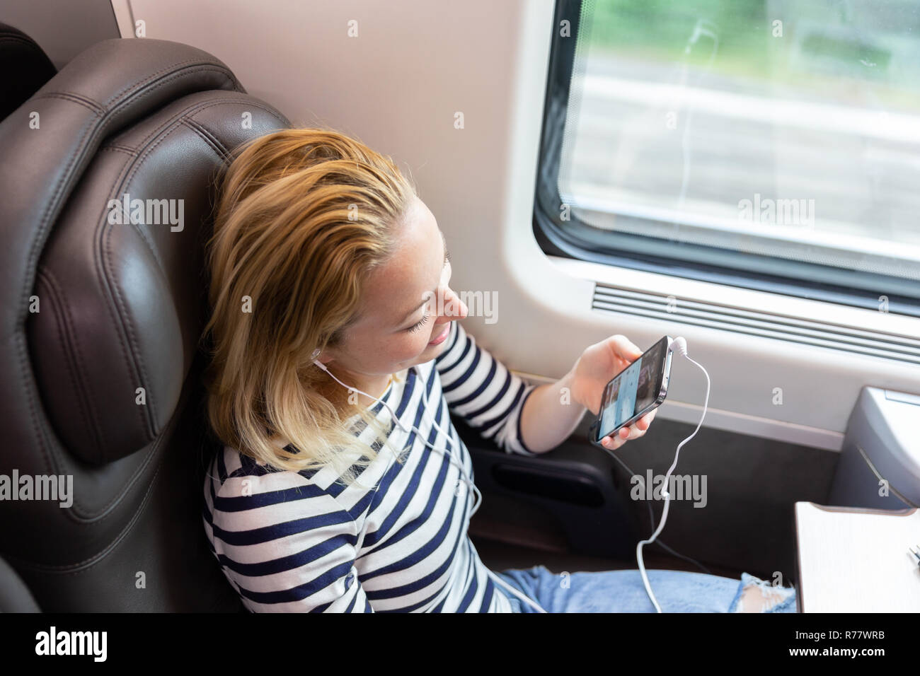 Train commuter chat hi-res stock photography and images - Alamy