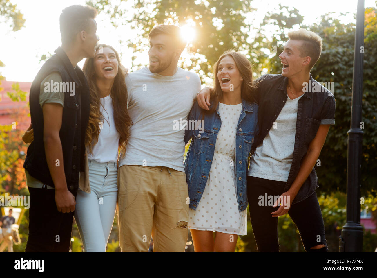 Group of pals hi-res stock photography and images - Alamy