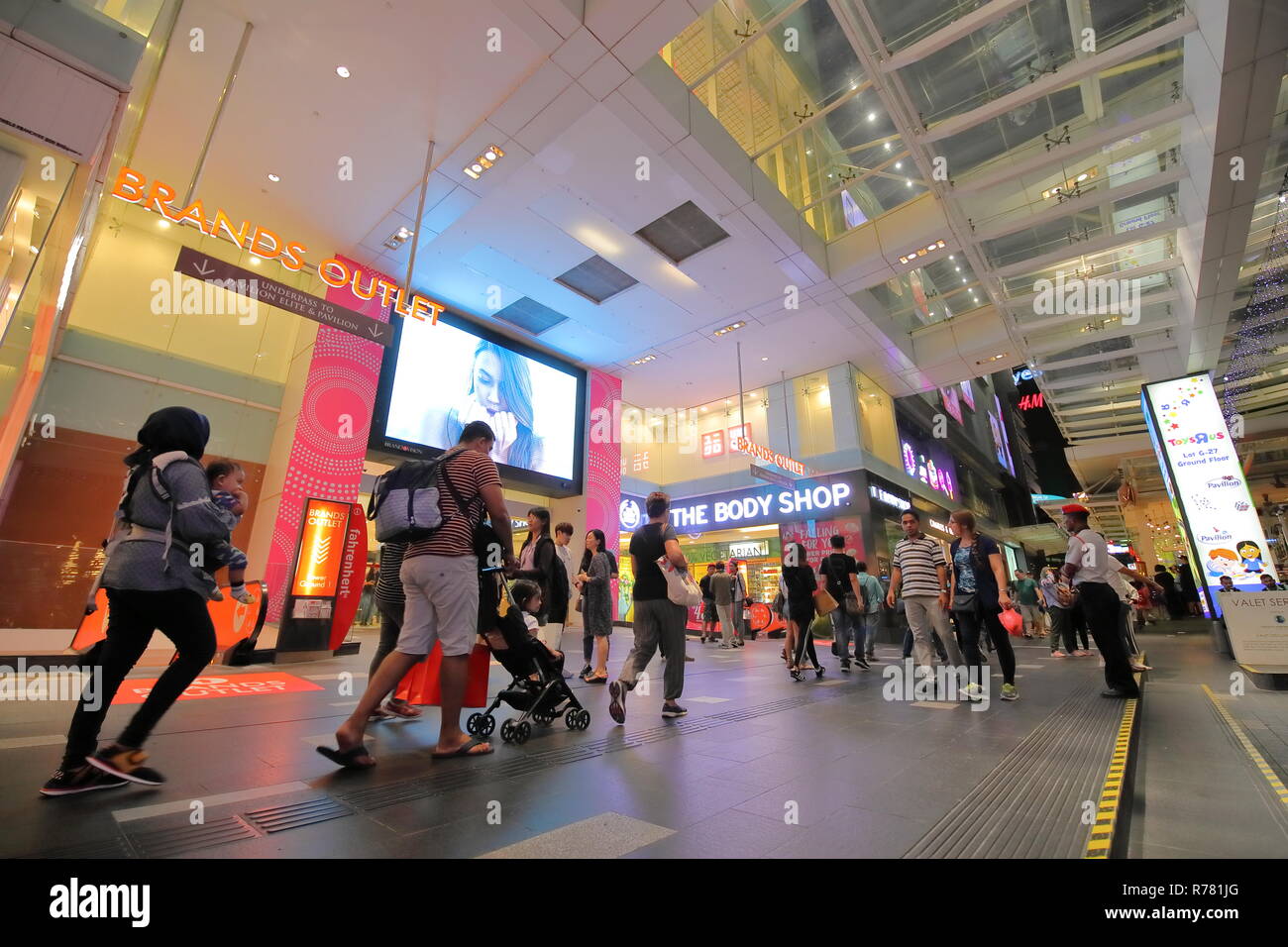 Fahrenheit 88 bukit bintang hi-res stock photography and images - Alamy