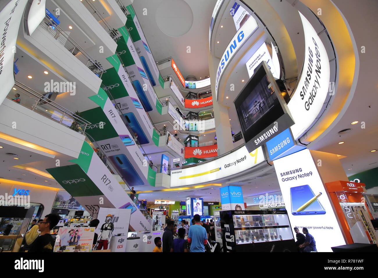 People visit Plaza Low Yat in Bukit Bintang Kuala Lumpur Malaysia Stock ...