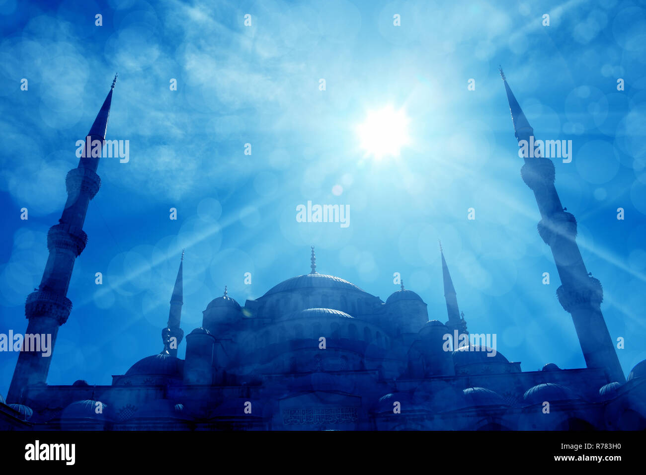 Traditional mosque metal dome hi-res stock photography and images - Alamy