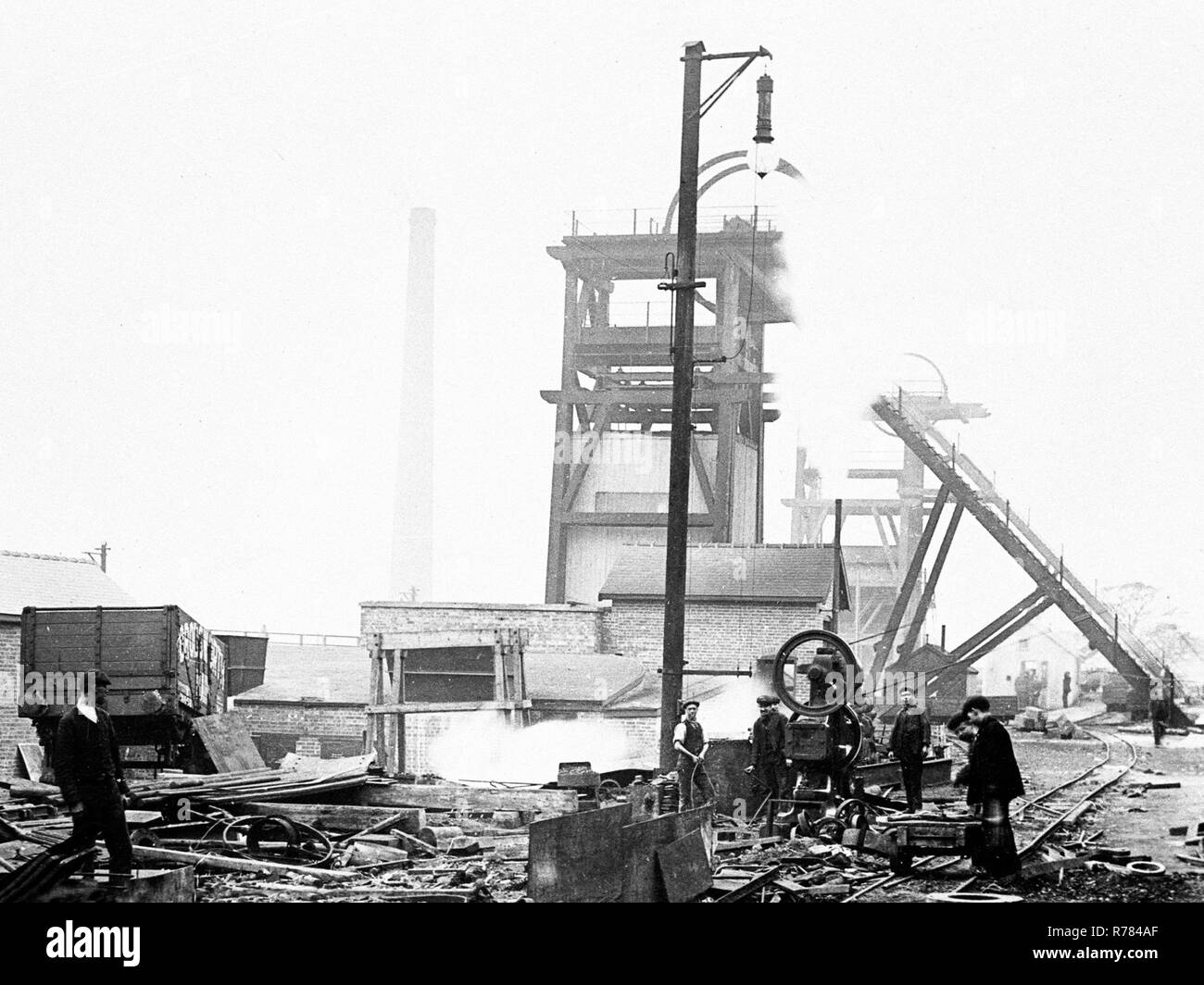 Edwardian victorian pit hi-res stock photography and images - Alamy