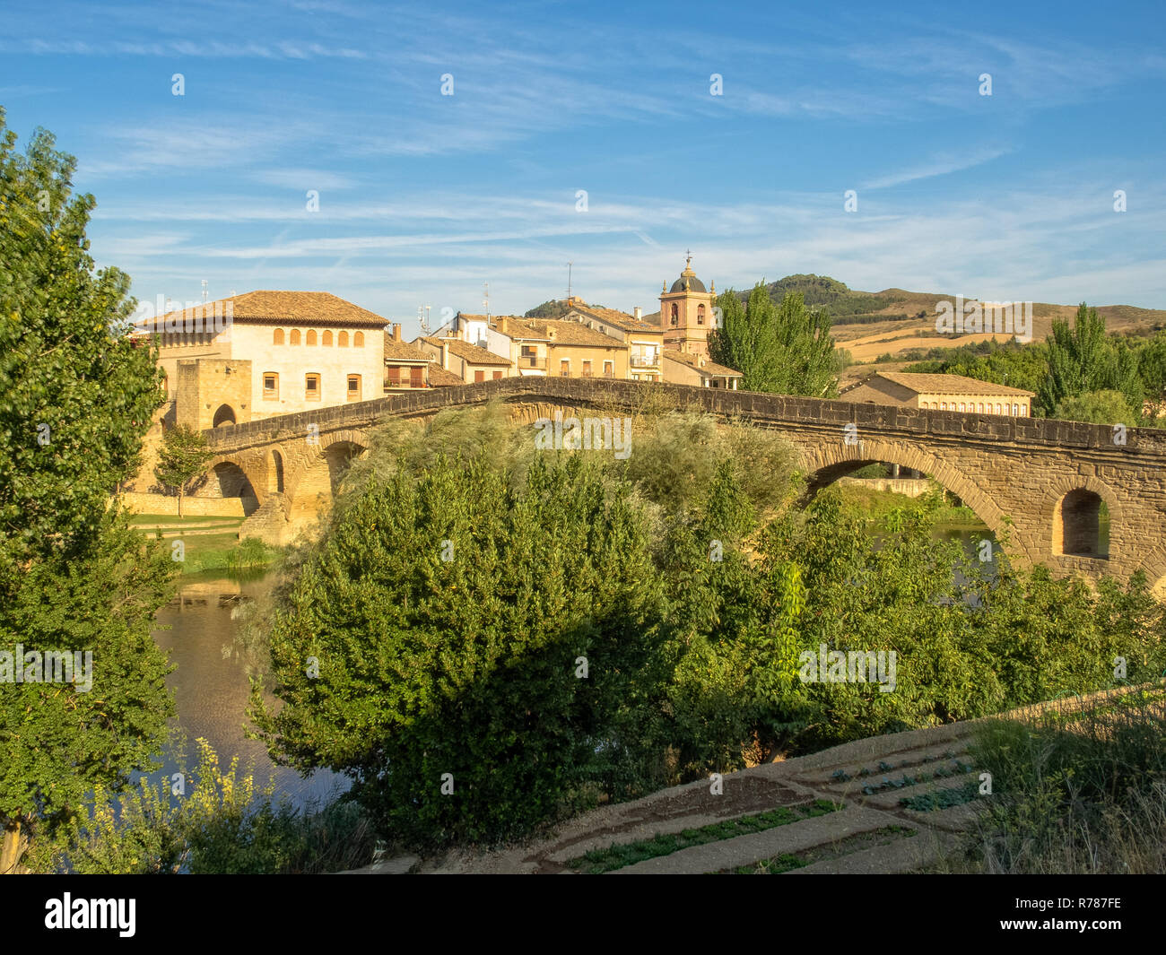 Bridge over the Arga River - Puente La Reina Stock Photo - Alamy