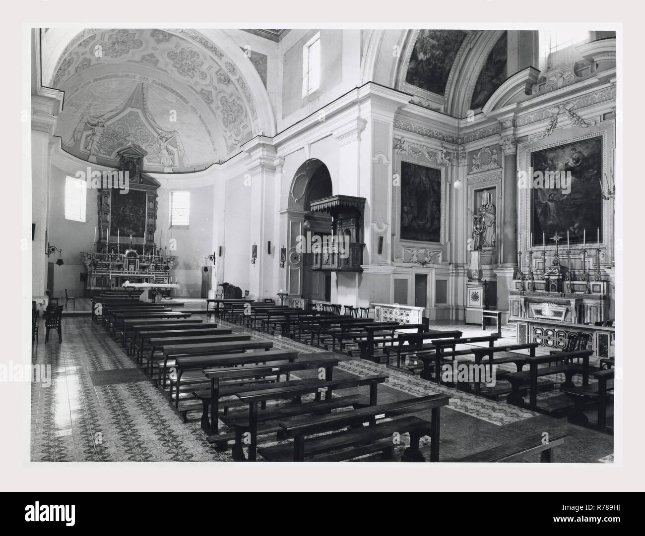 Campania, Napoli, Nola, Chiesa del Gesu Stock Photo - Alamy