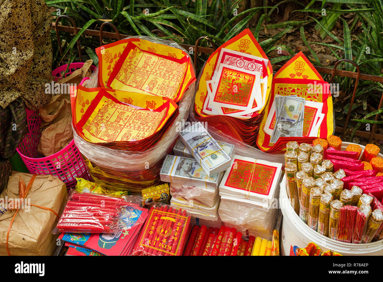 votive paper for Chinese New Year in Wat Phnom, Phnom Penh, Cambodia ...