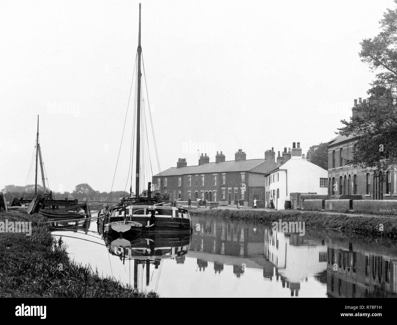 The Canal, Stainforth Stock Photo - Alamy
