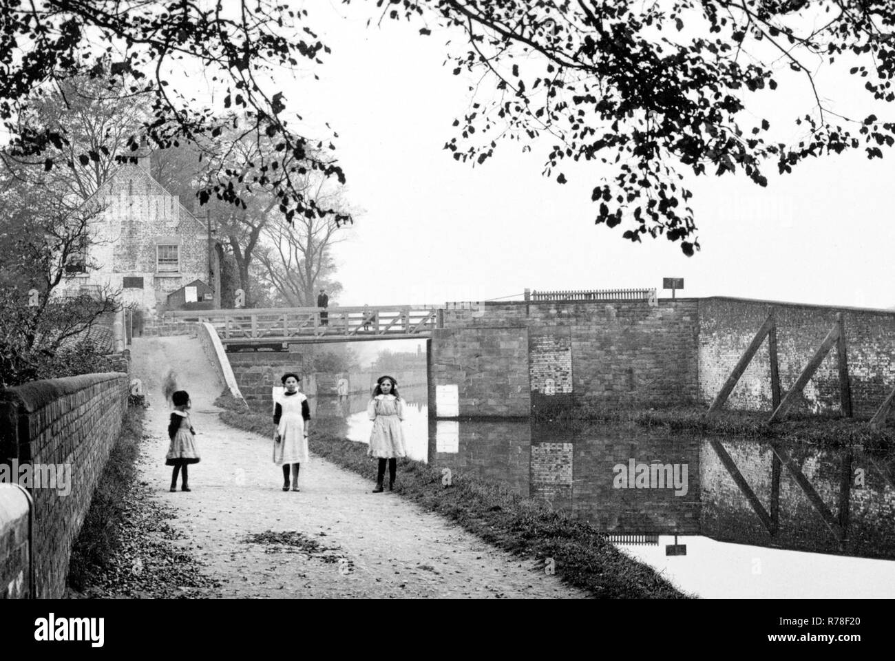 The Canal, Stainforth Stock Photo - Alamy