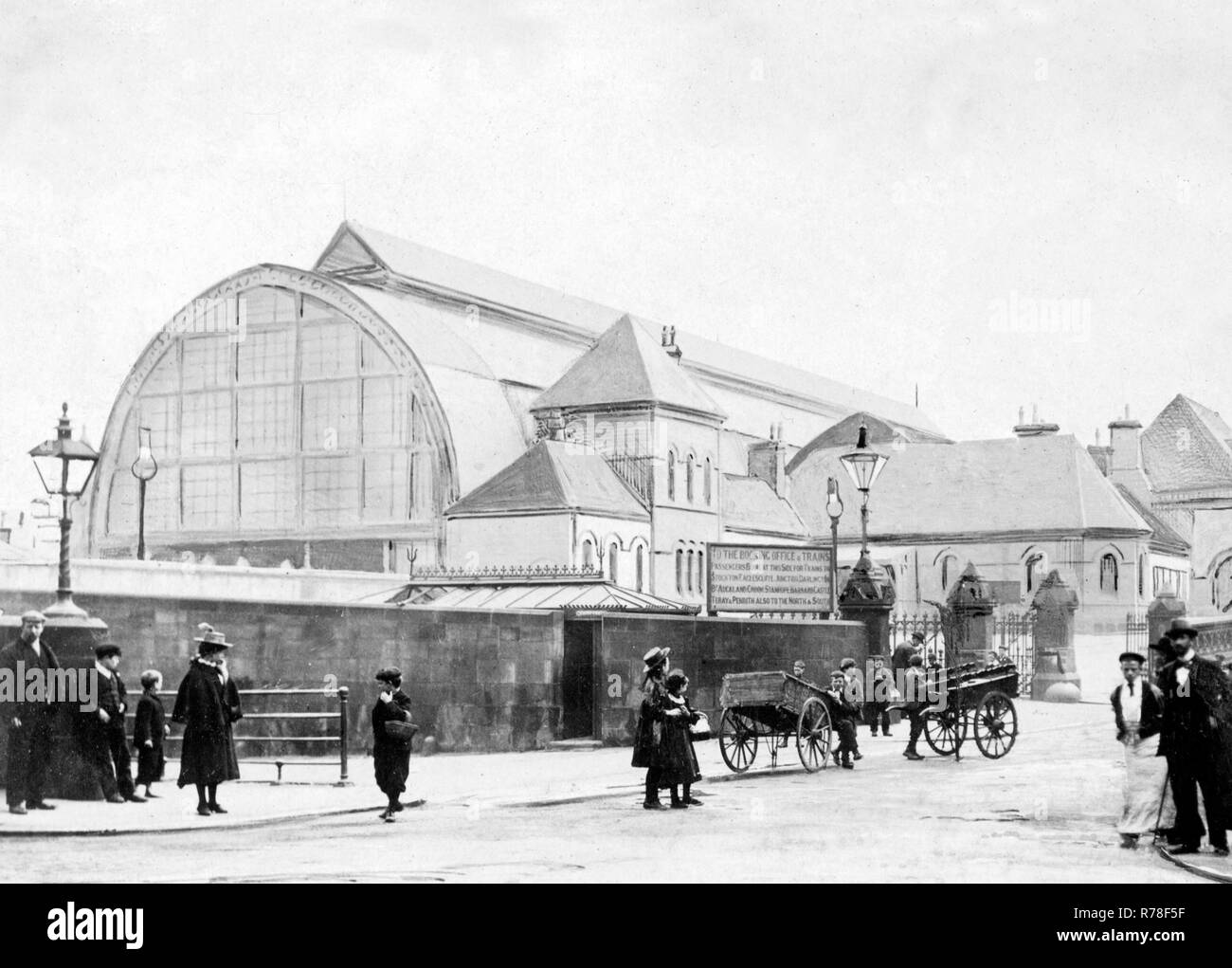 Middlesbrough Railway Station Stock Photo - Alamy