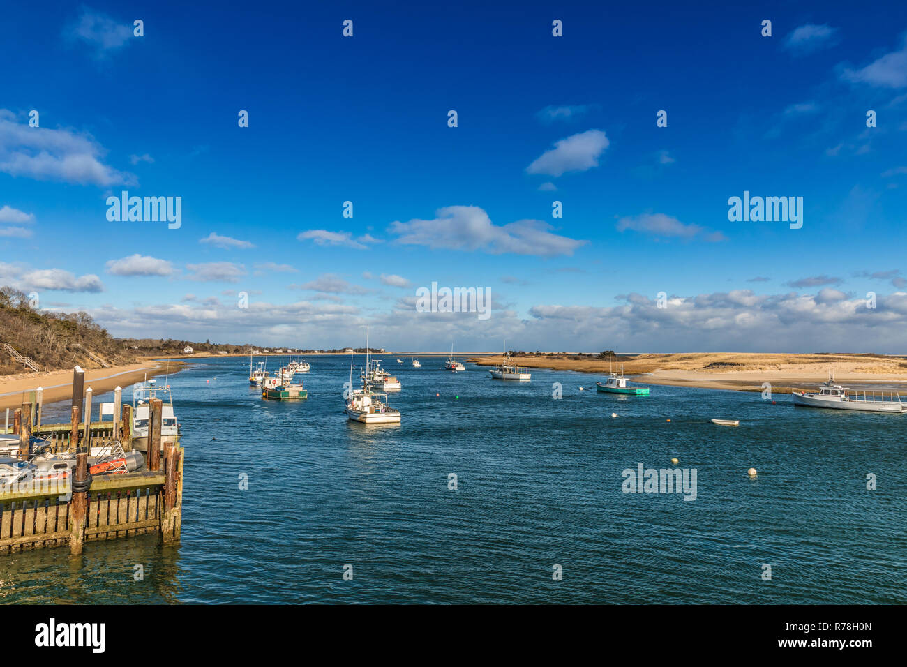 Fishing Shoots in Port Cape Code in winter. USA Stock Photo - Alamy