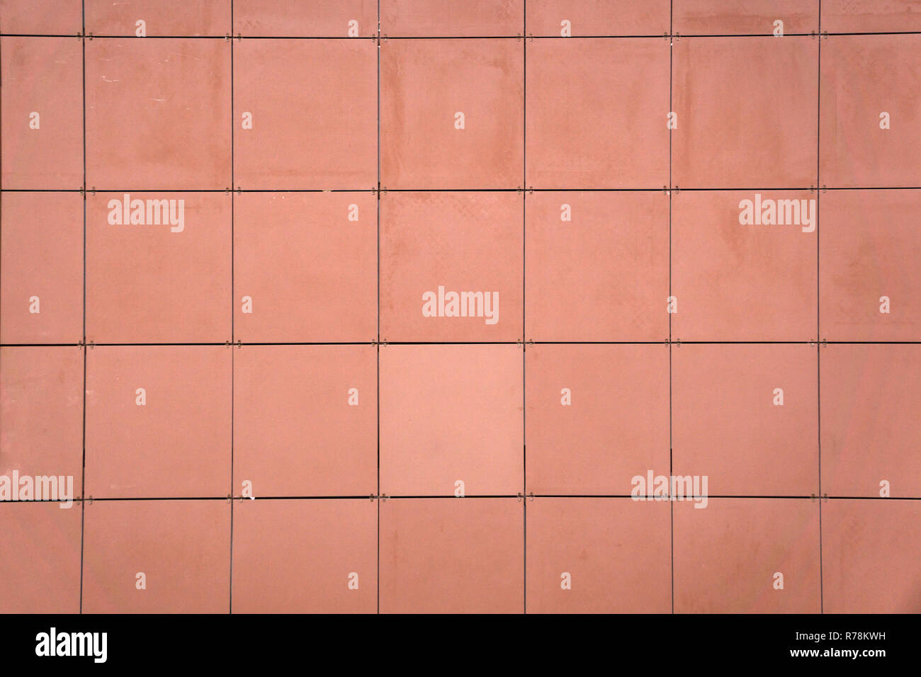 brown tiles on wall orange bath horizontal Stock Photo - Alamy