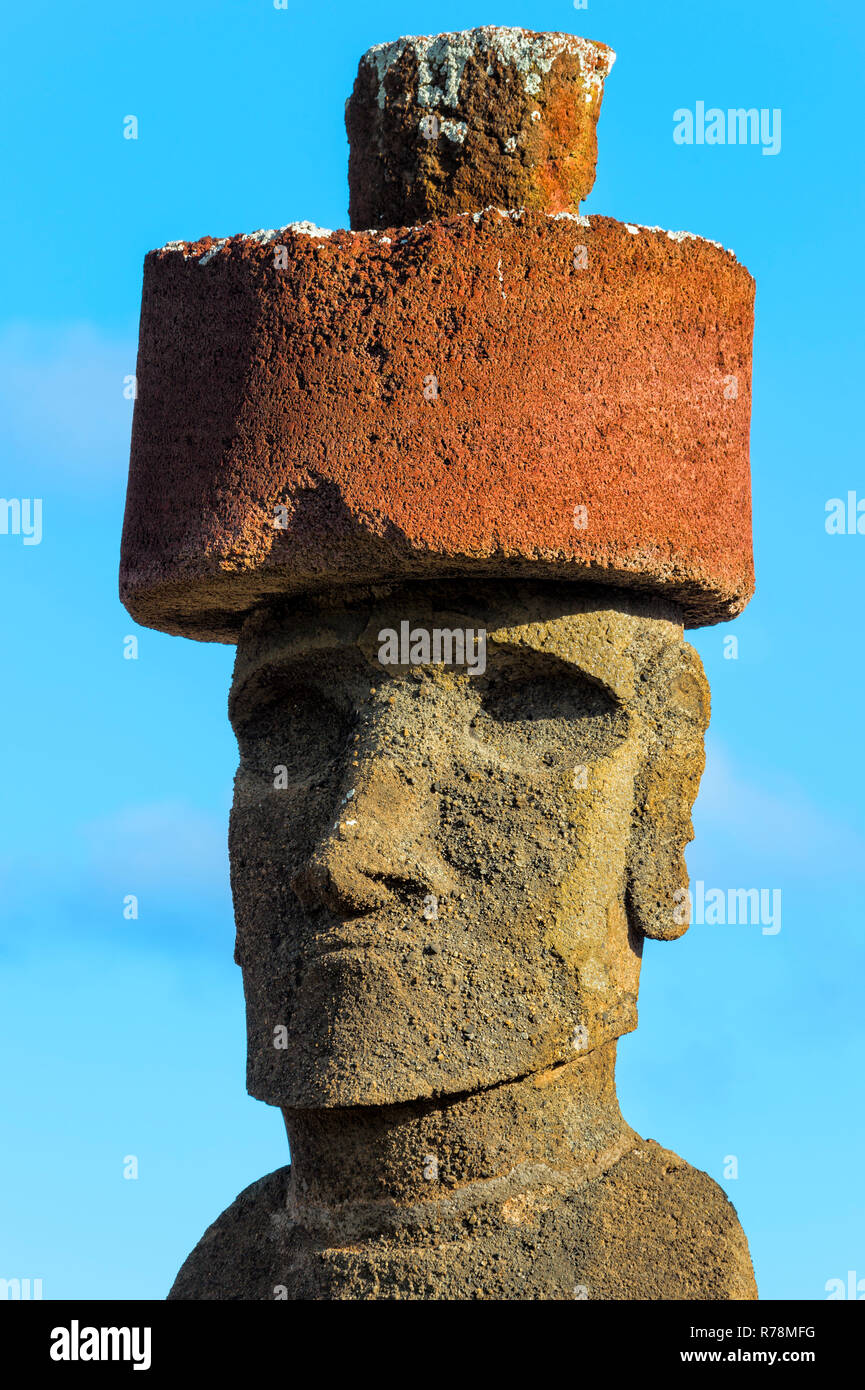 Ahu Nao-Nao Moai wearing a red hat, Anakena, Unesco World Heritage Site ...