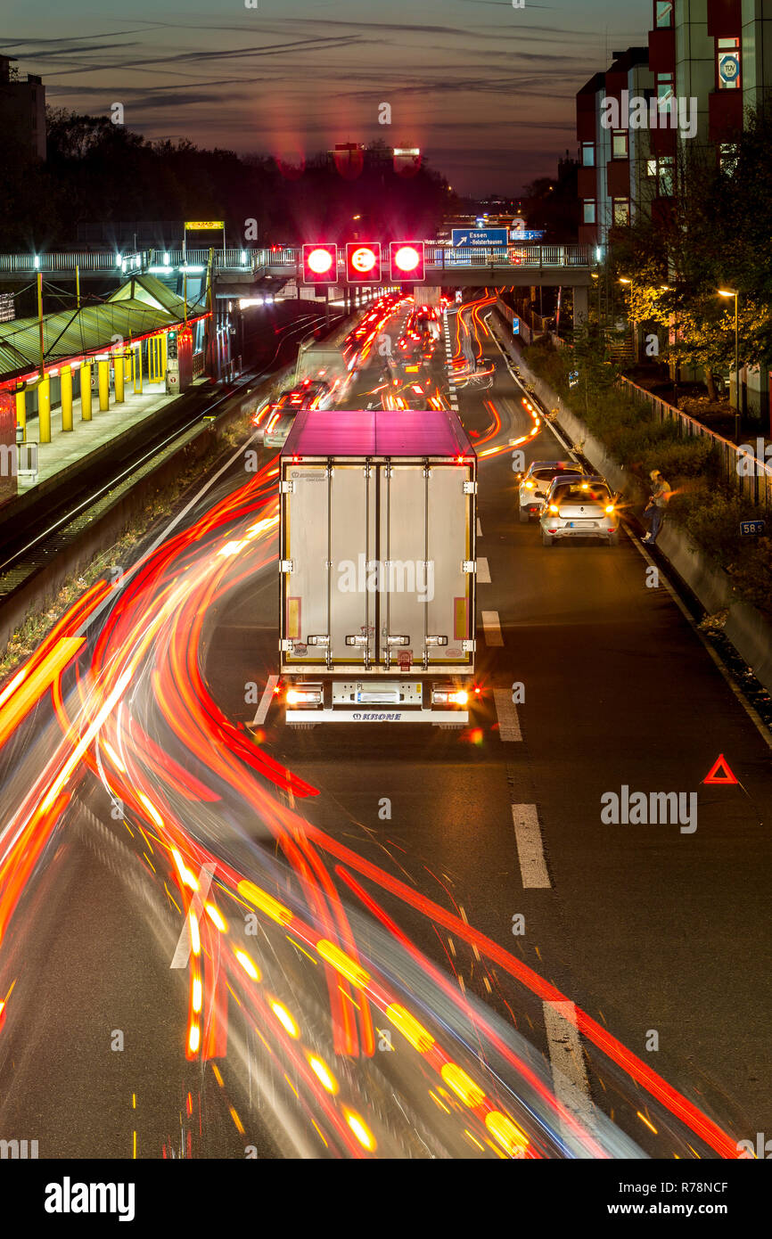 Truck collision hi-res stock photography and images - Alamy