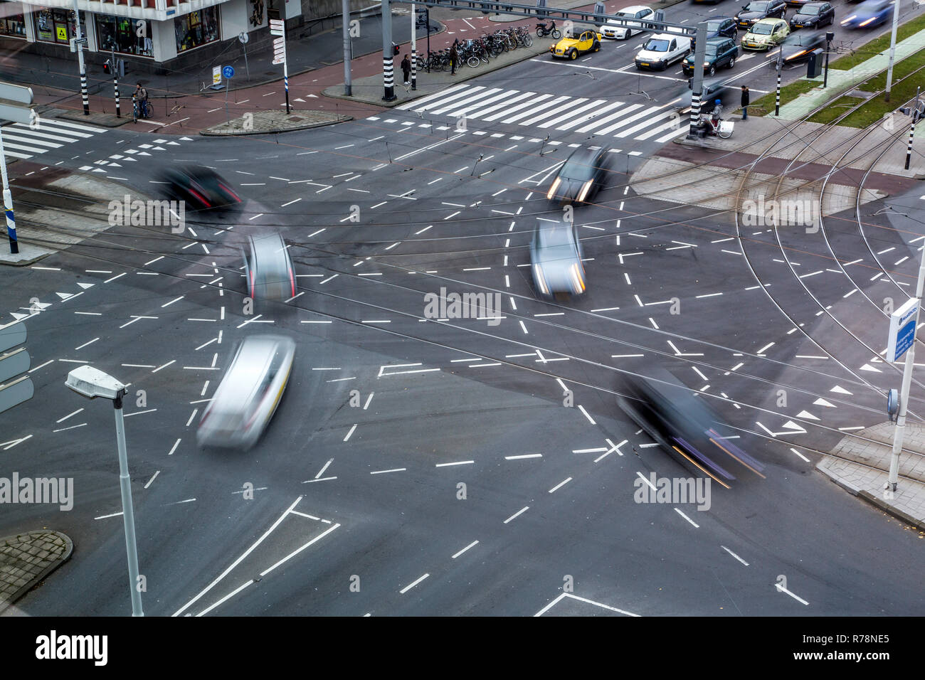 Road markings and junction hi-res stock photography and images - Alamy