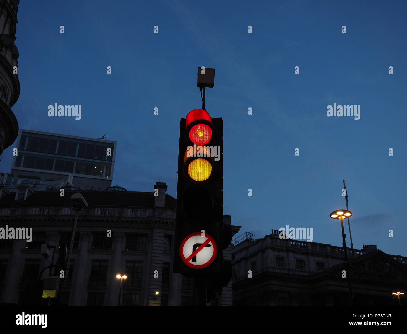 Traffic signals hanging hi-res stock photography and images - Alamy