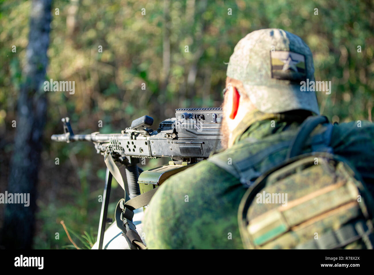 Army sniper large caliber rifle hi-res stock photography and images - Alamy