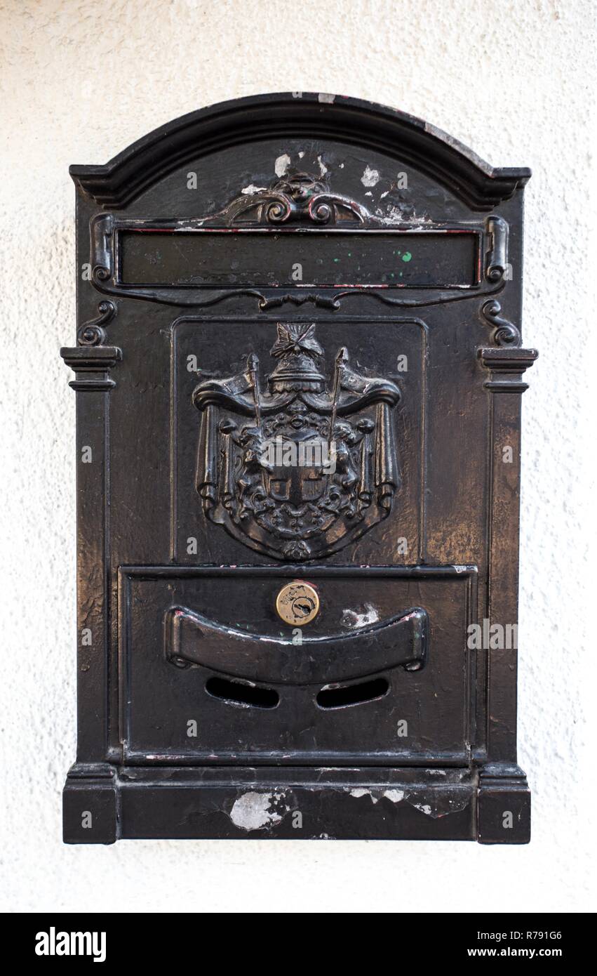 Box at a house wall hi-res stock photography and images - Alamy