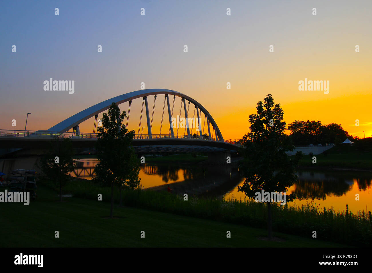 Scioto River Sunset, Downtown Columbus, Ohio Stock Photo - Alamy