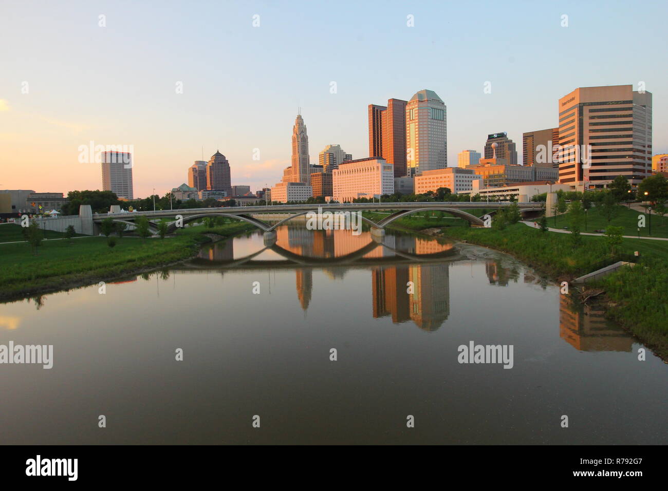 Scioto River Sunset, Downtown Columbus, Ohio Stock Photo - Alamy