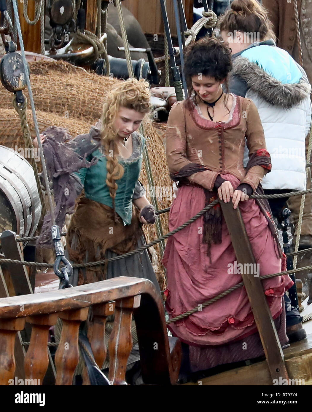 Poldark cast hi-res stock photography and images - Alamy