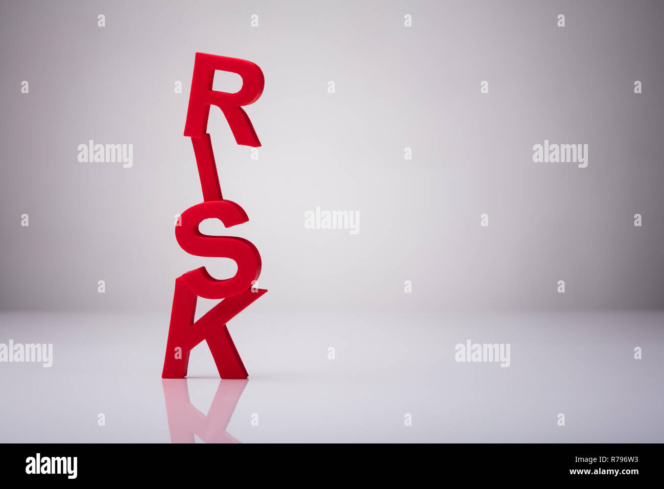 Risk management icon flat icon hi-res stock photography and images - Alamy