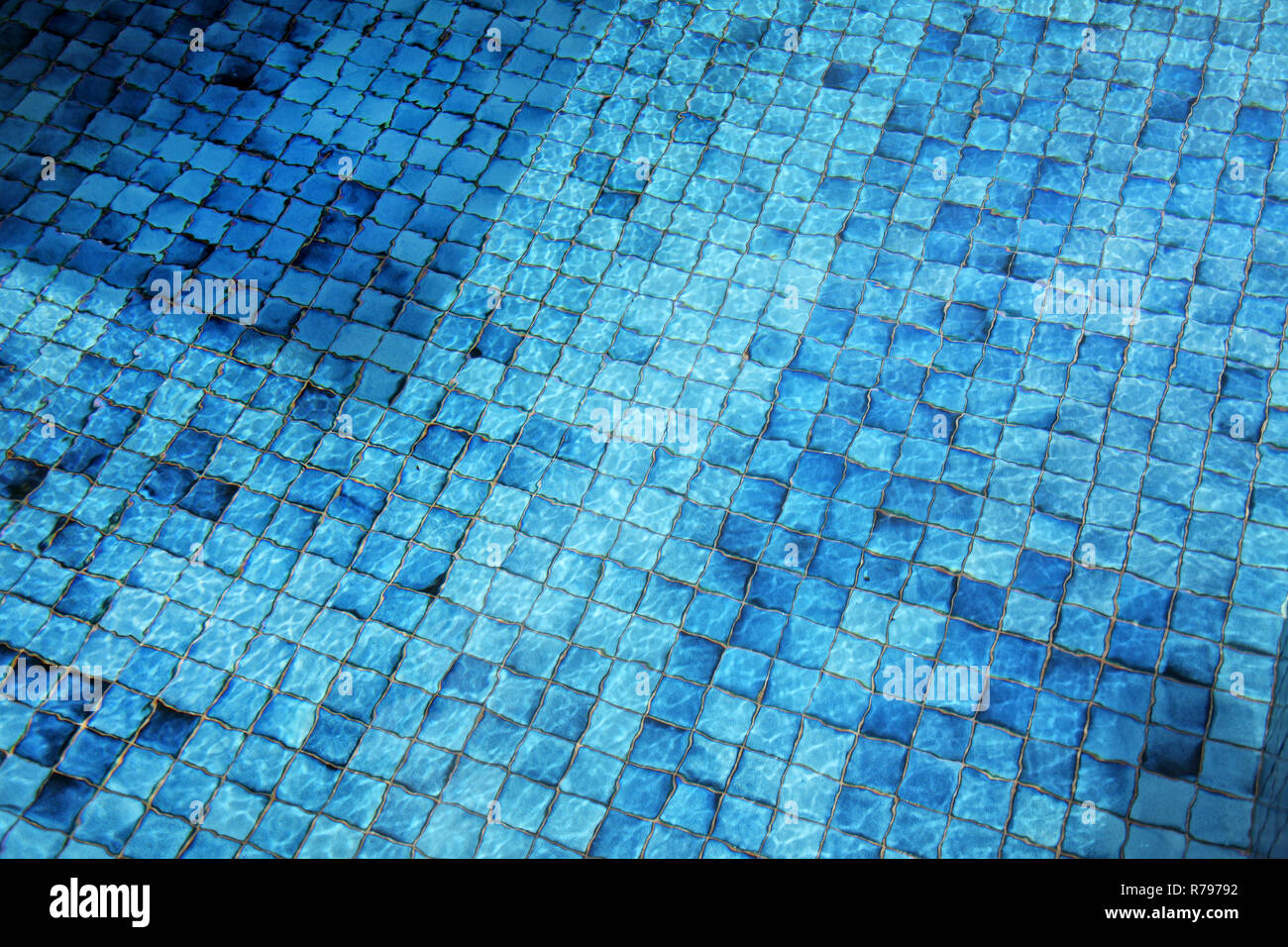 Public swimming pool outdoor hi-res stock photography and images - Alamy