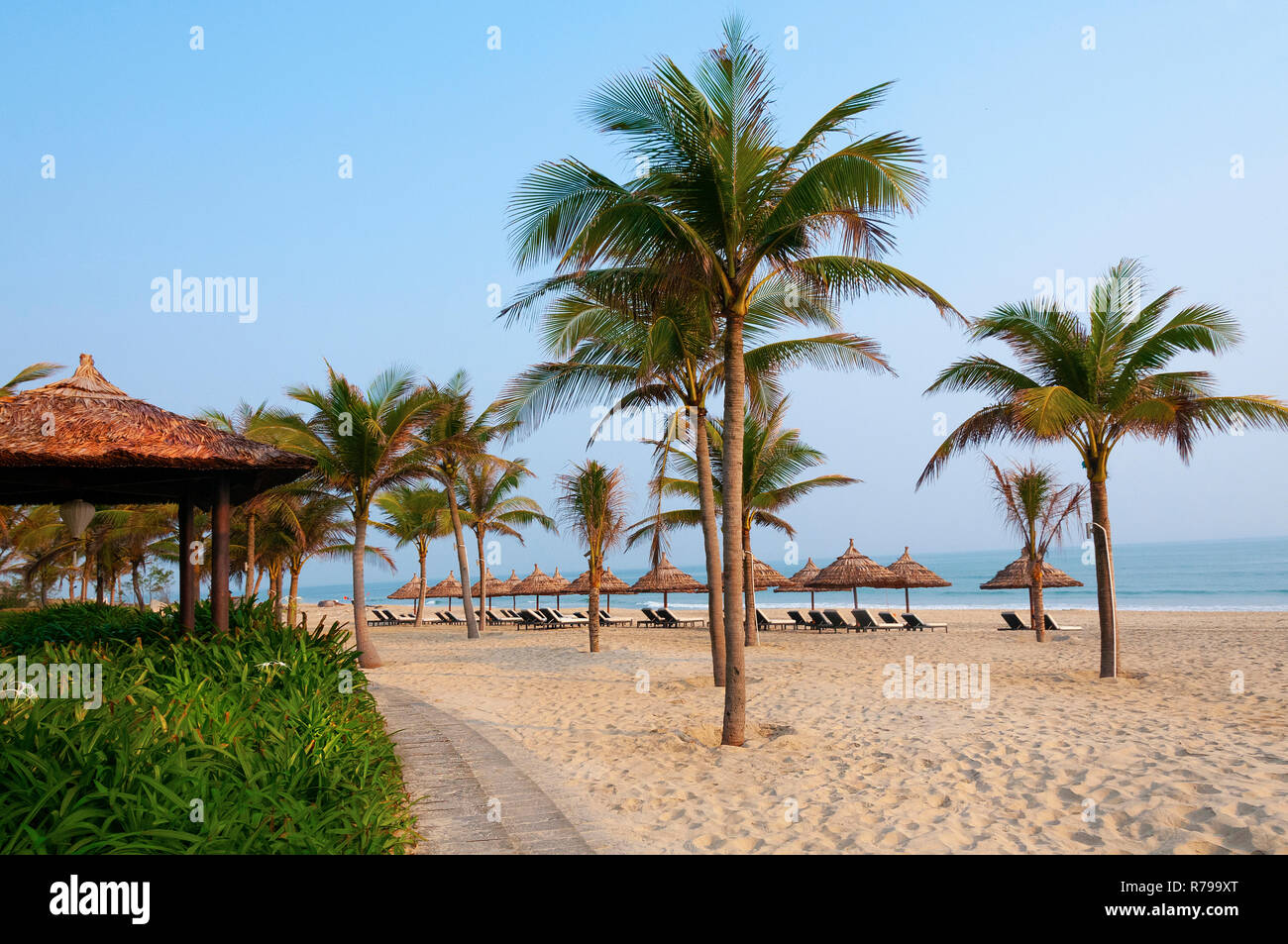 Seaside landscape sand beach sunbeds hi-res stock photography and ...