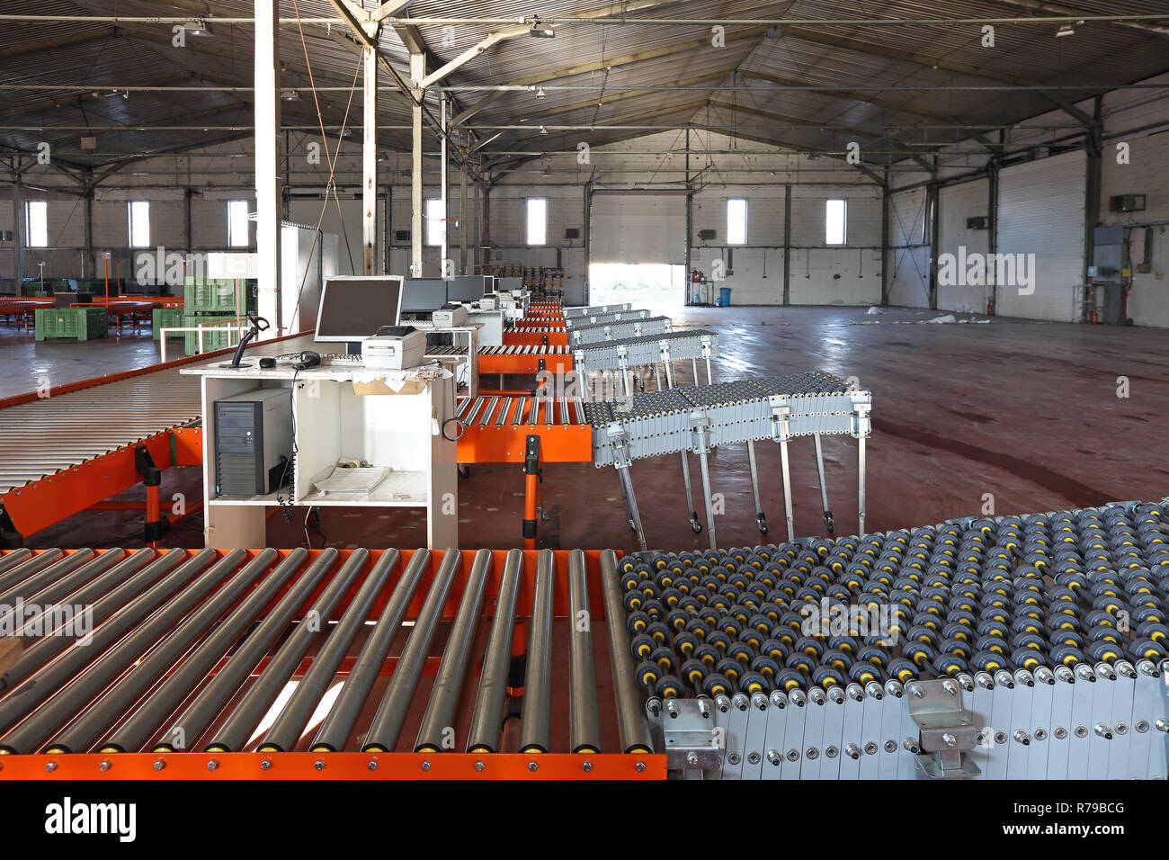 Belt conveyor systems hi-res stock photography and images - Alamy