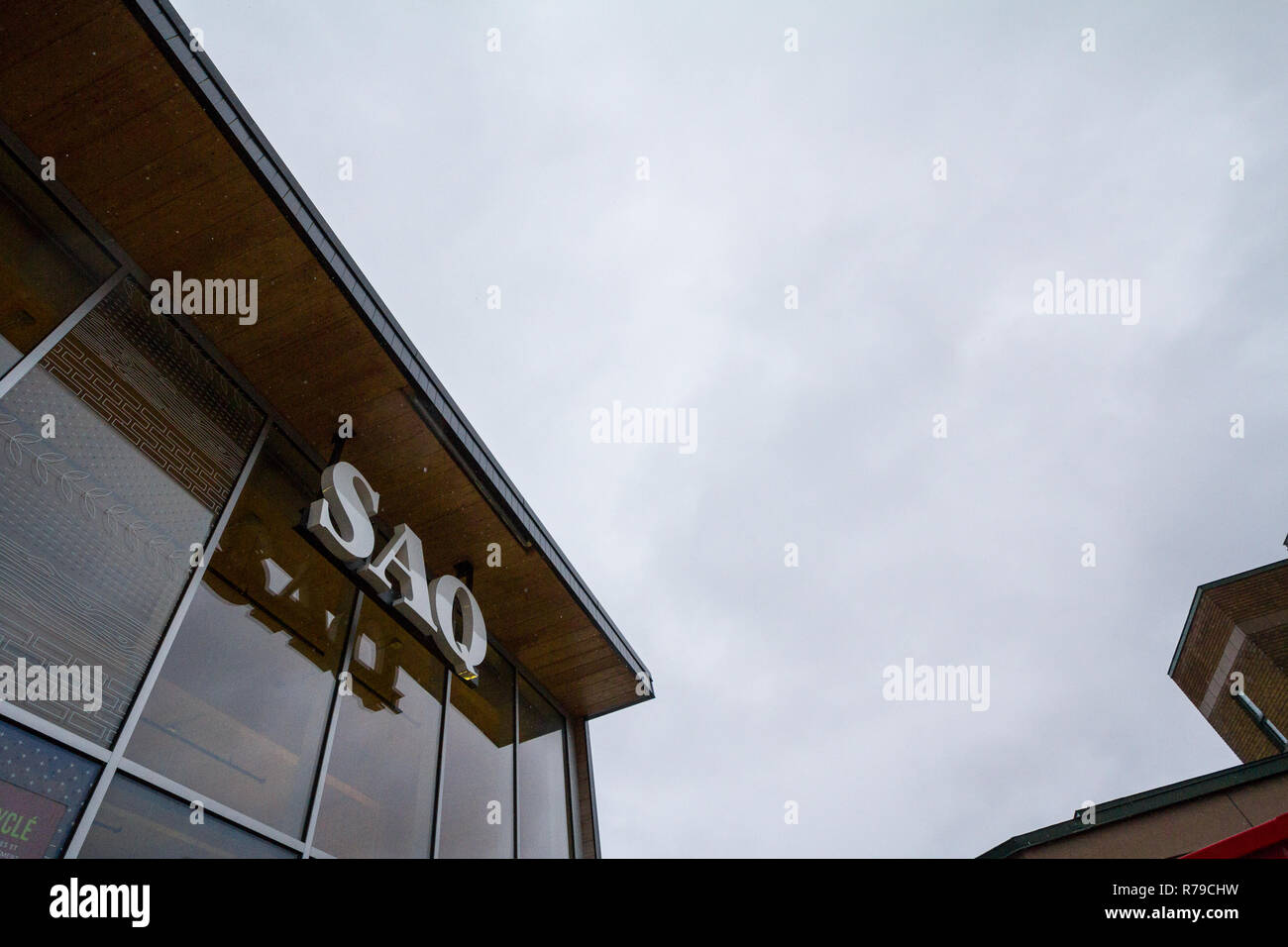 Societe des alcools du quebec hi-res stock photography and images - Alamy