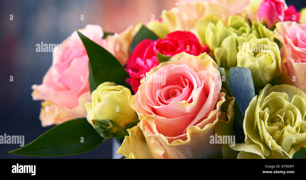 Composition with bouquet of roses Stock Photo - Alamy
