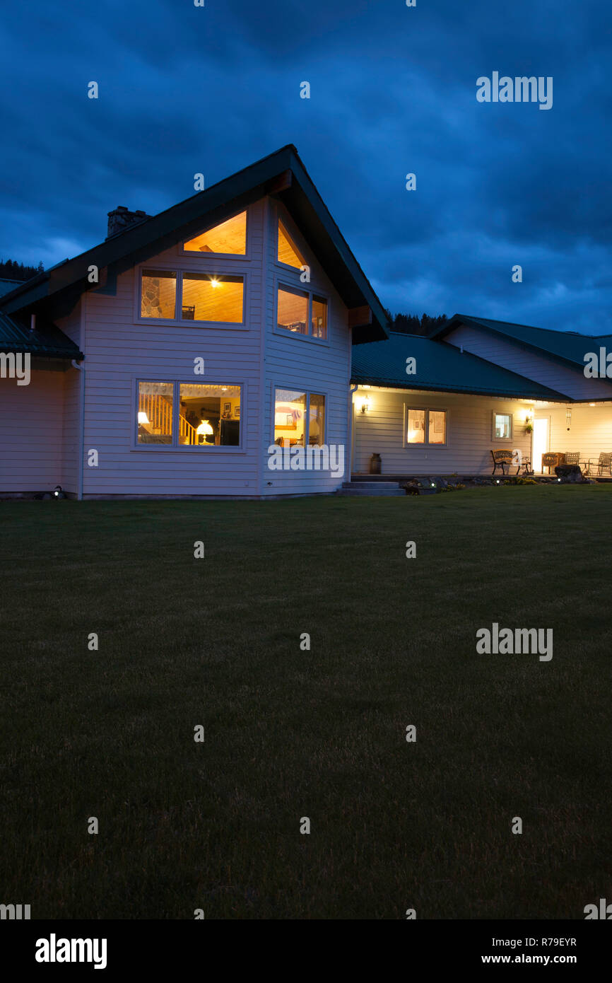 Luxury sprawling house on a ranch in Montana, USA Stock Photo - Alamy